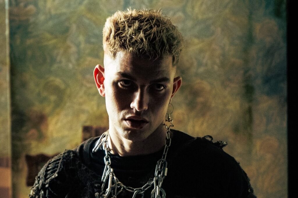 Marc Seguí le grita al mundo lo que siente en "AAAAAA" - Billboard ...