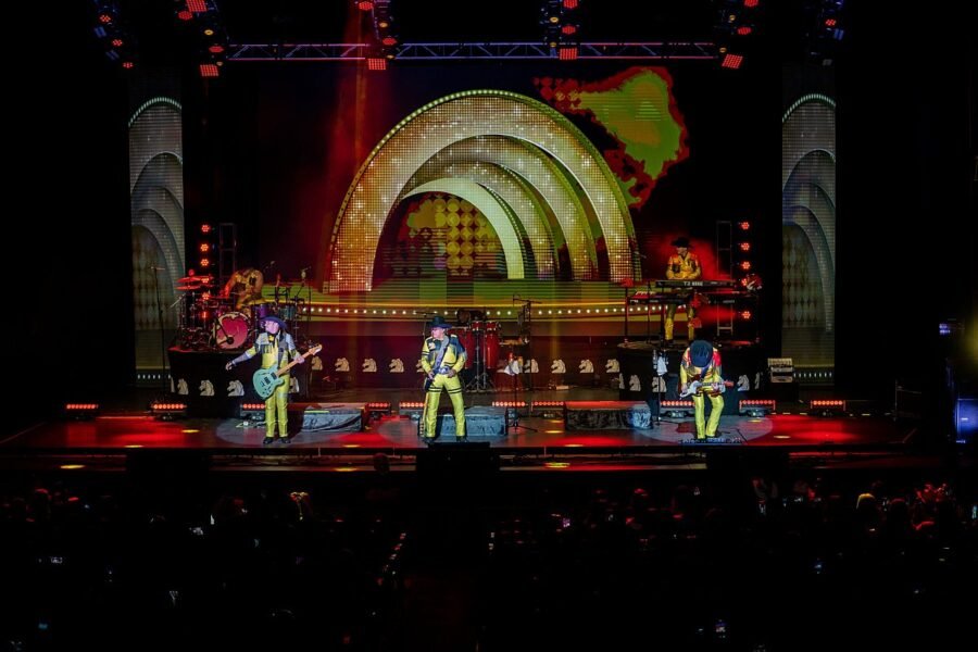Bronco, el legendario grupo mexicano, llega al Movistar Arena ...
