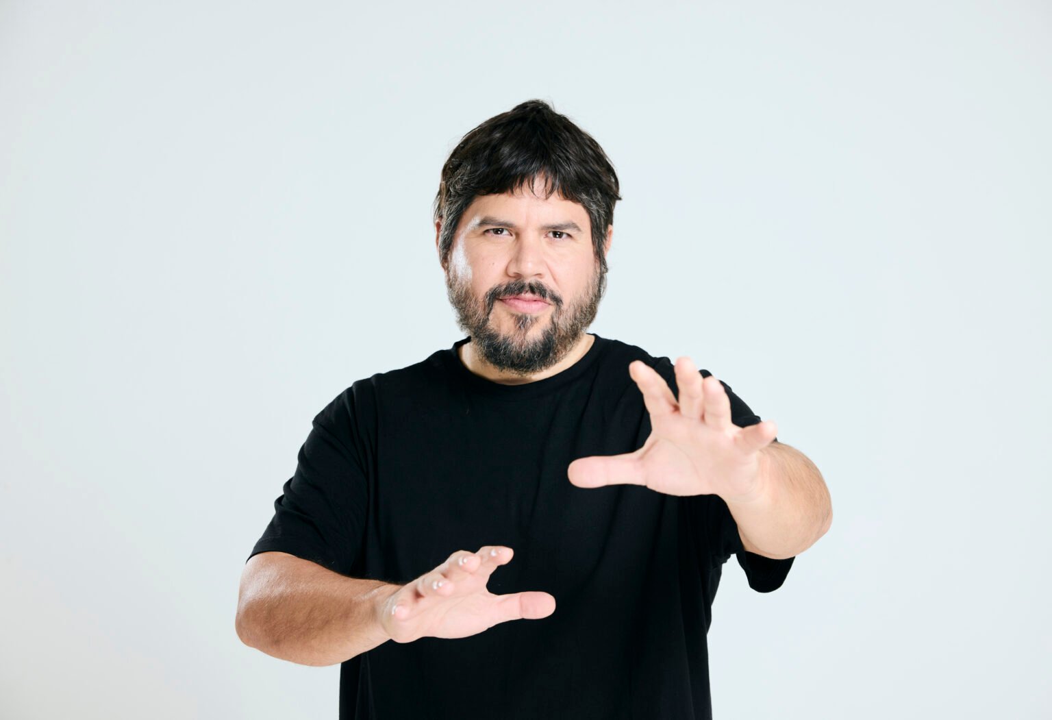 Santiago Motorizado presenta 'El Retorno', su debut solista - Billboard ...